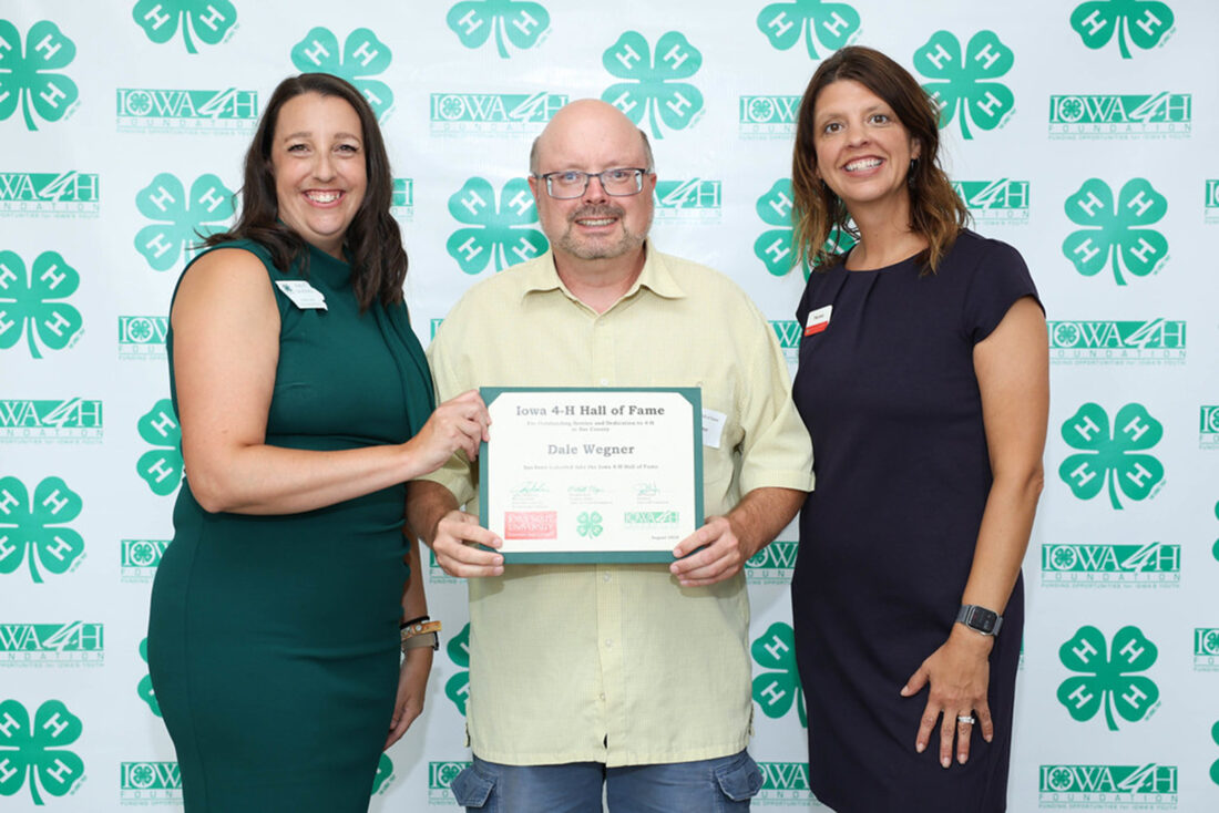 Wegner shines spotlight on 4-H | News, Sports, Jobs - Farm News